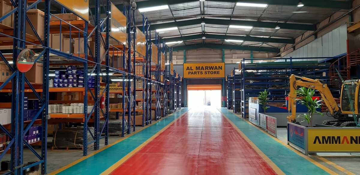 Buy Amphibious Excavators in the UAE, KSA, Oman, and Beyond